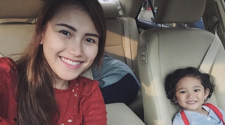 Ayu Ting Ting Unggah Foto Bilqis Pose Manyun, Netizen: Makin Mirip Muka ...