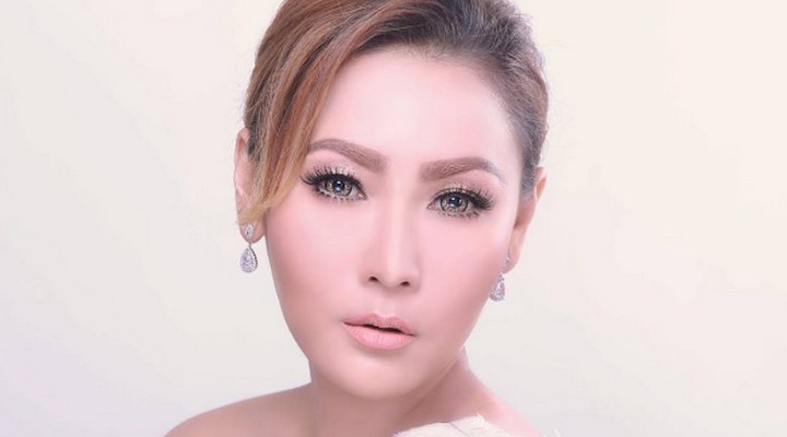 Inul Daratista, Anak Penjual Kacang Goreng dan Penjahit yang Kini Jadi ...