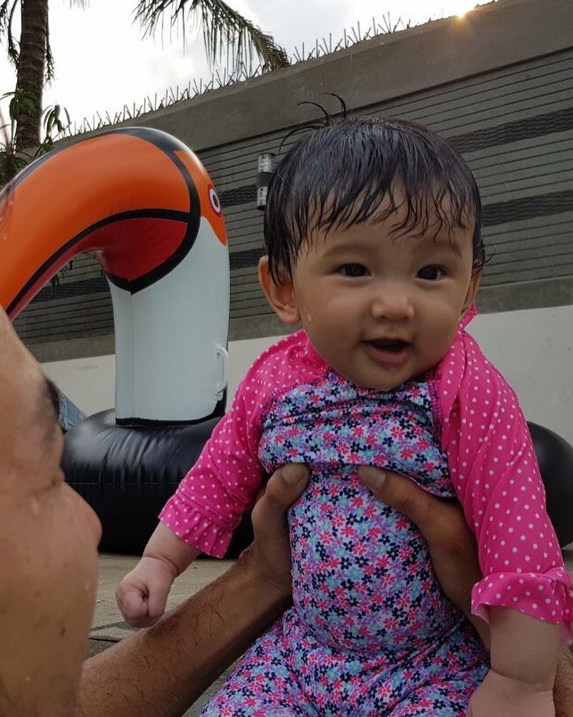 Gemas Banget, Begini Sederet Ekspresi Lucu Baby Salma, Anak Rio Dewanto ...
