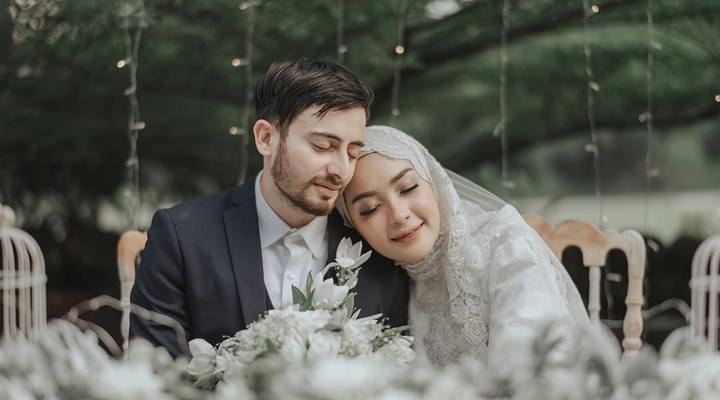 Hamidah Rachmayanti, Selebgram Istri Irvan Farhad yang Cantiknya Nggak ...