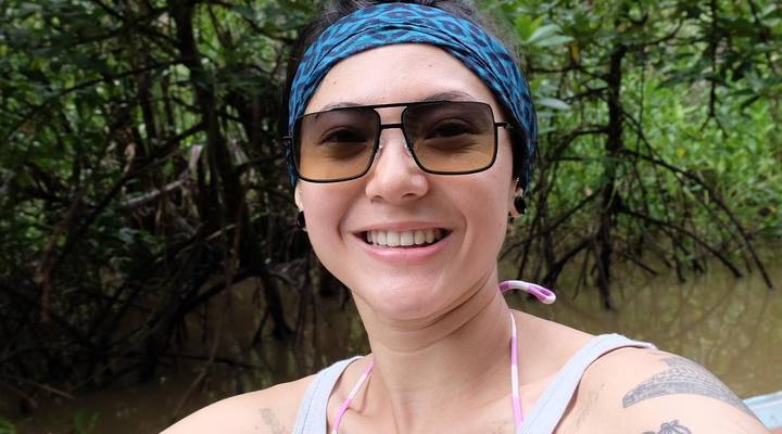 Dikenal Tomboy, Penampilan Terbaru Poppy Sovia Ini Buat Netter Panas Dingin