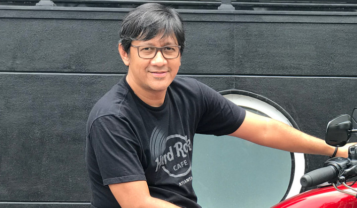 Ikut Berduka Atas Meninggalnya Suporter Persija, Andre Taulany Unggah ...