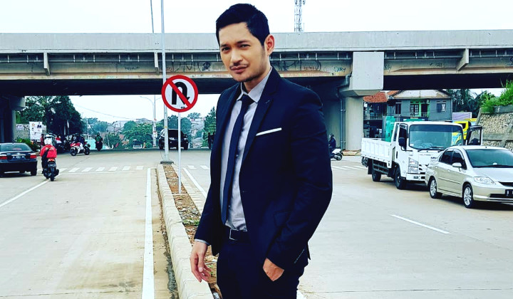 Salah Makan, Evan Sanders Sudah Bolong di Hari Pertama Puasa