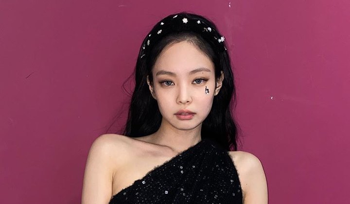 Bak Barbie, Jennie Tampil dengan Rambut Pink di Teaser ‘Ice Cream’