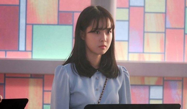 Mainkan Karakter Ha Eun Byeol di 'Penthouse', Choi Ye Bin Ngaku Sering ...