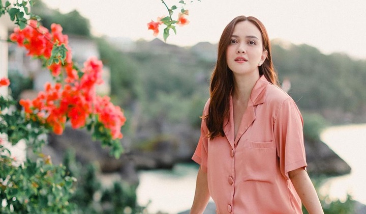 Shandy Aulia Kini Tuai Pujian Saat Kembali Unggah Foto Berbikini